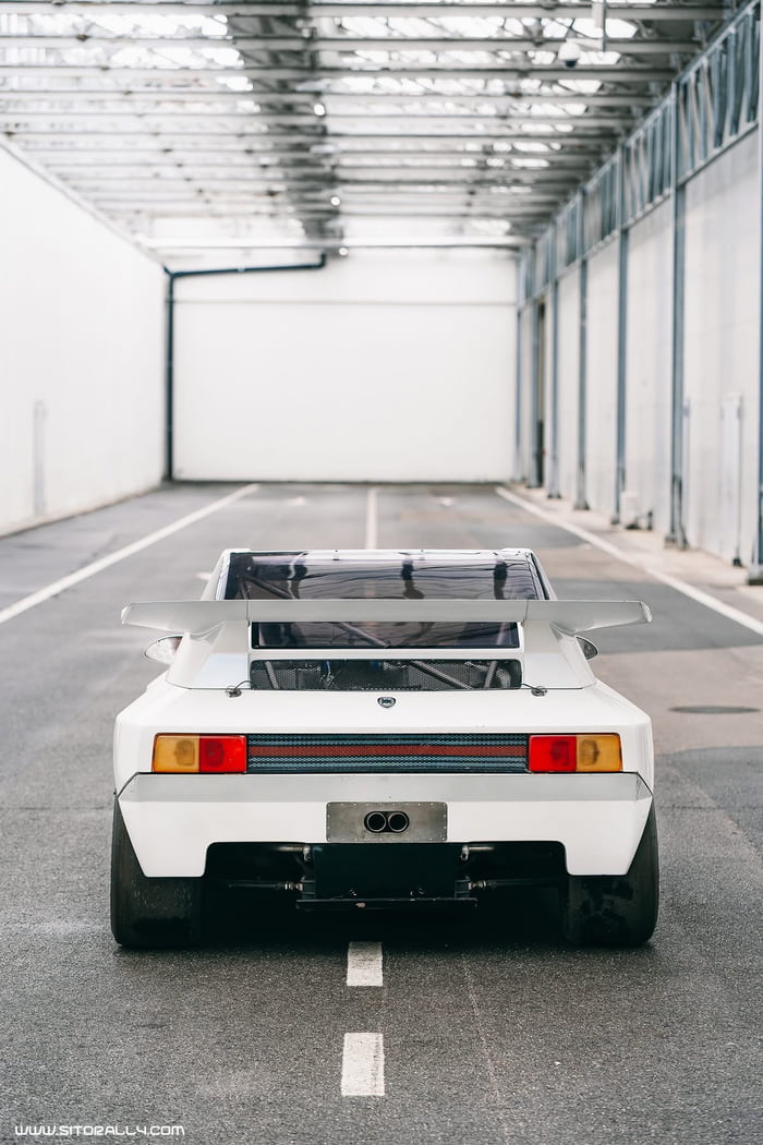 Lancia ECV2 - 9GAG