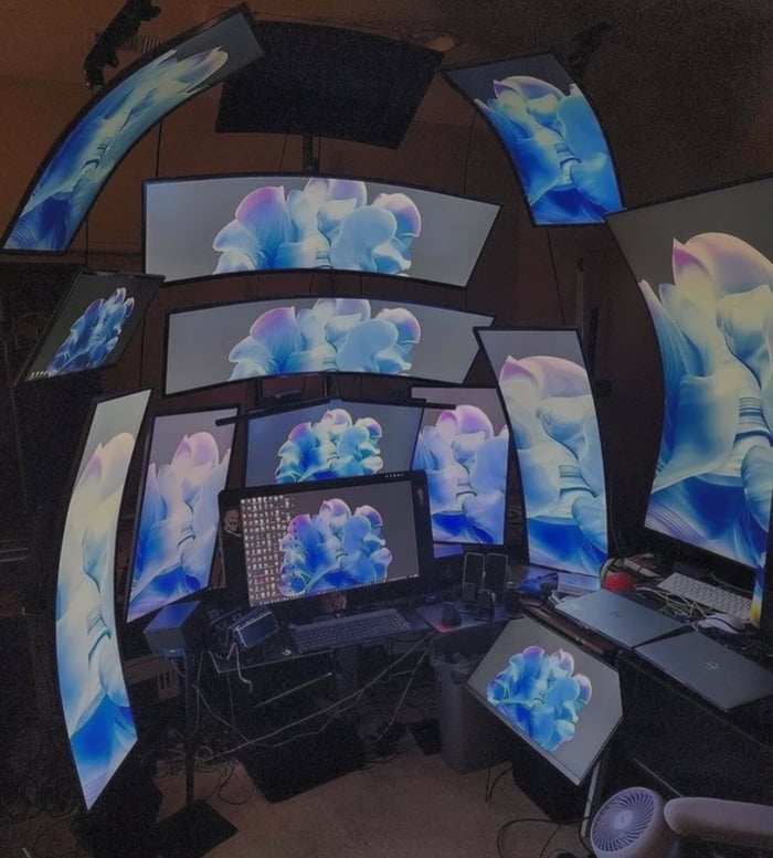 Feast your eyes on the stupidest setup I have ever seen - 9GAG