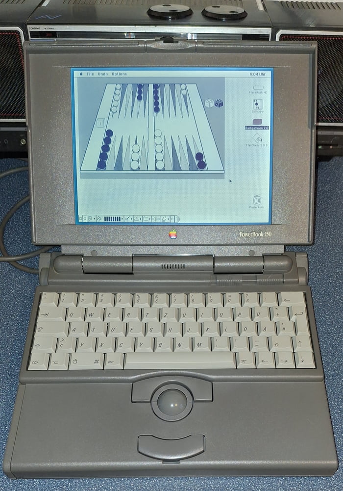 Backgammon on Apple Powerbook 150 (1994) - 9GAG