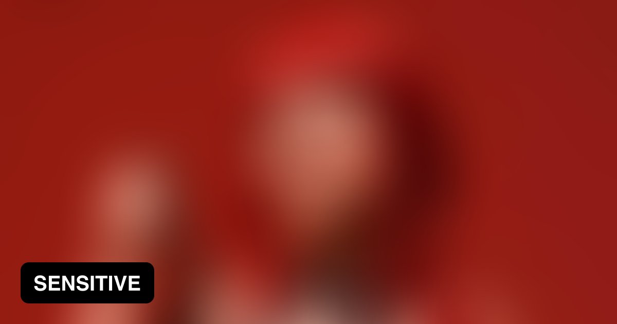 Makima (Aili Winter) from Chainsaw Man - 9GAG