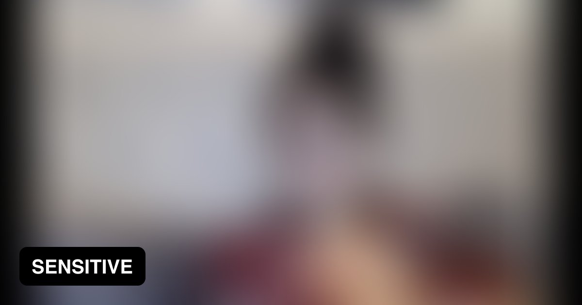 Every day is titty day #1102 - 9GAG