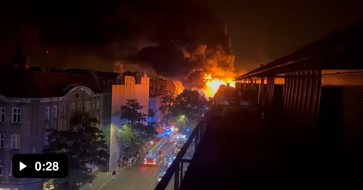 Building fire in Poznań, Poland, after a massive explosion in its ...