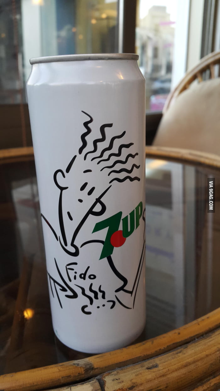 My country started using the old 7up logo - 9GAG