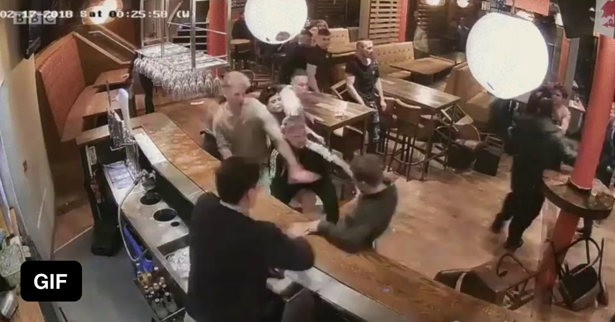 English pub fight - 9GAG