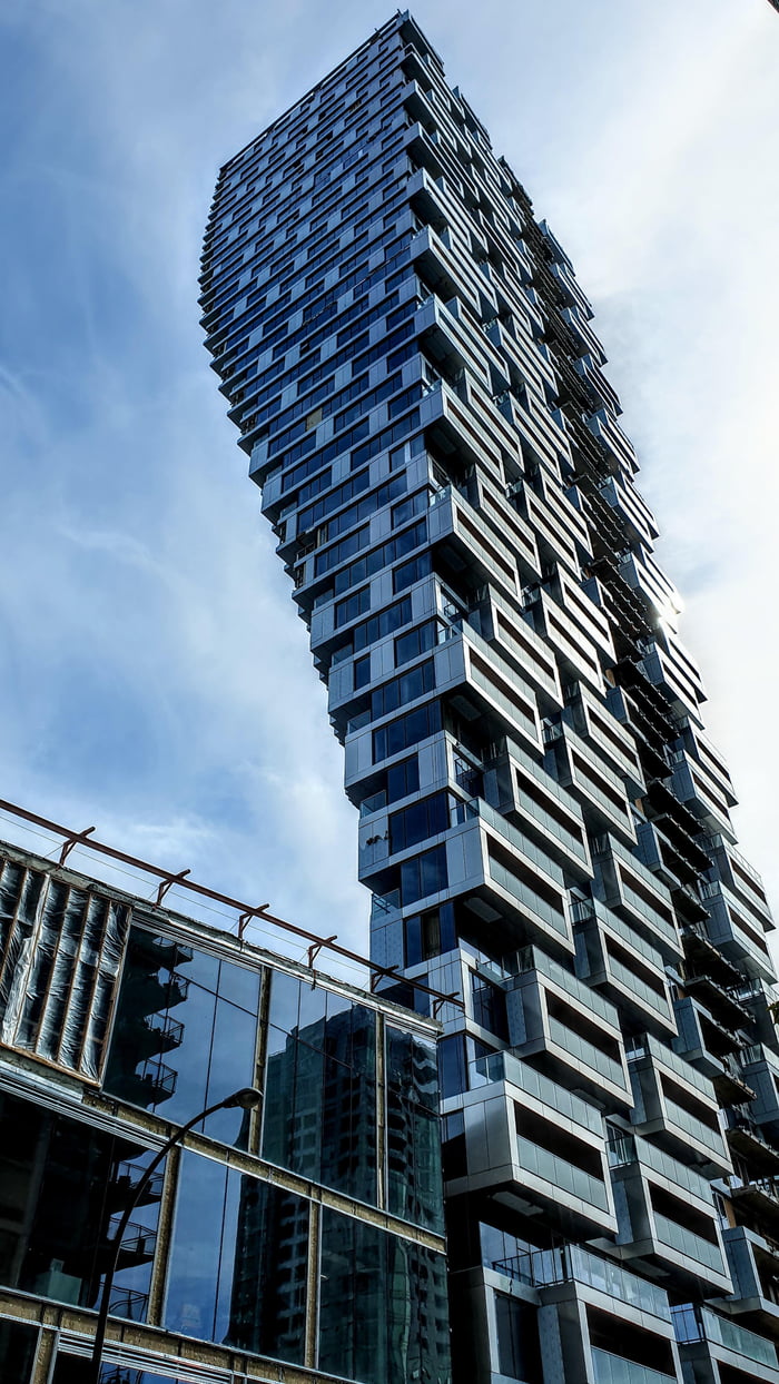 The "extreme jenga" building in Vancouver - 9GAG
