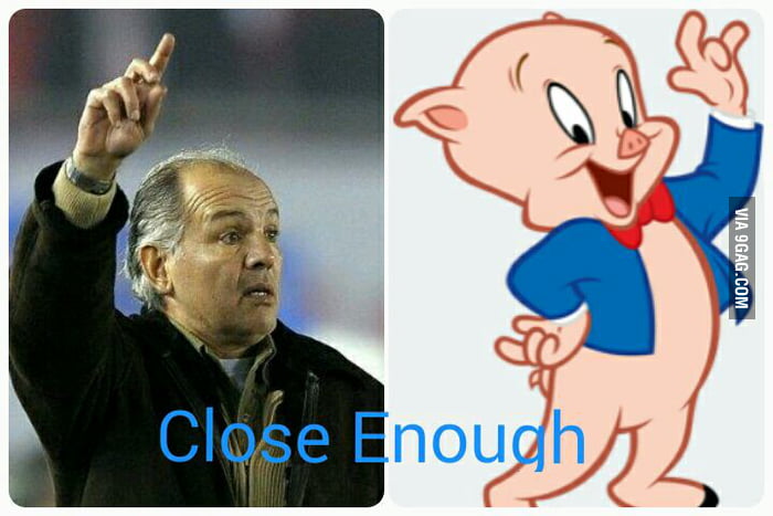 The coach of Argentina and Porky Pig - 9GAG