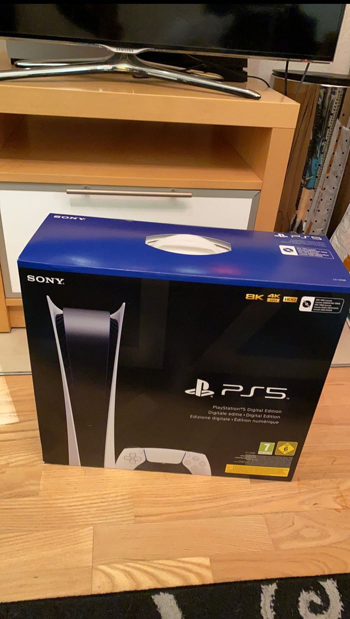 Uhhhh look what just came. My brother sent me this. I'm home in 20-30 ...