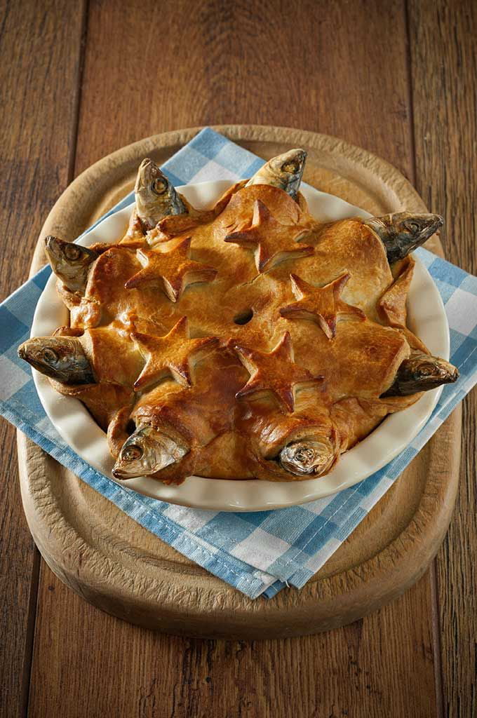 Stargazy pie - 9GAG