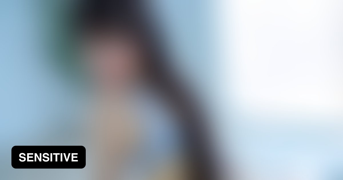 Saki Shirato Splits - 9GAG