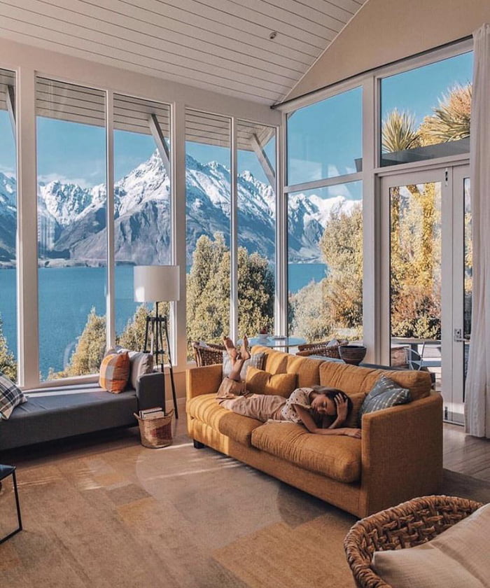 That background though - 9GAG