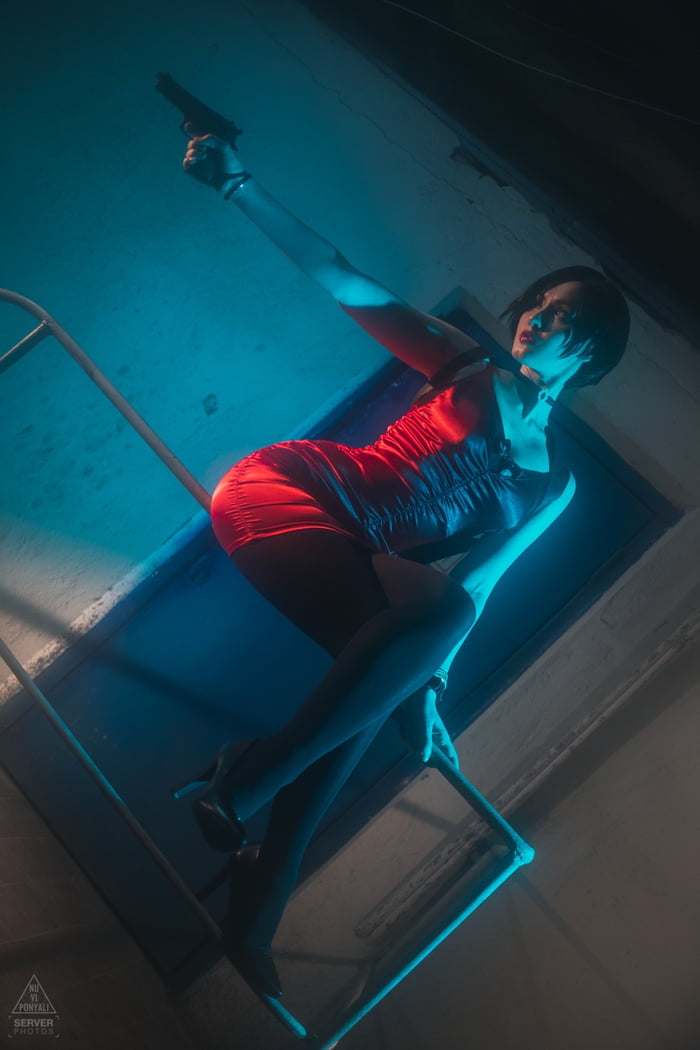 Oniksiya Sofinikum as Ada Wong (Resident Evil) - 9GAG