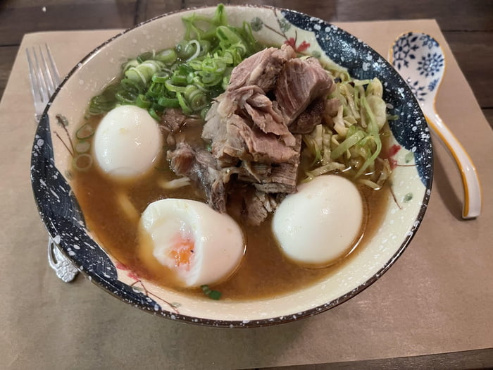 Pork roast udon - 9GAG