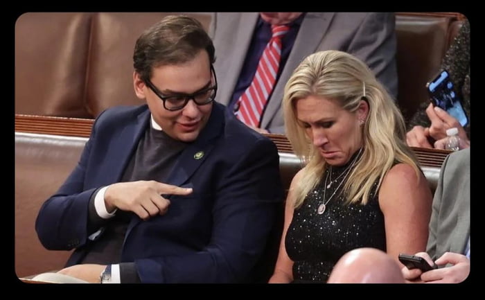 "I have that exact same dress!" - 9GAG