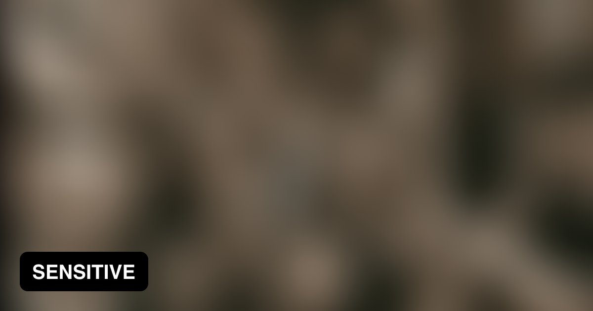 Plot twist that's his sister.. - 9GAG