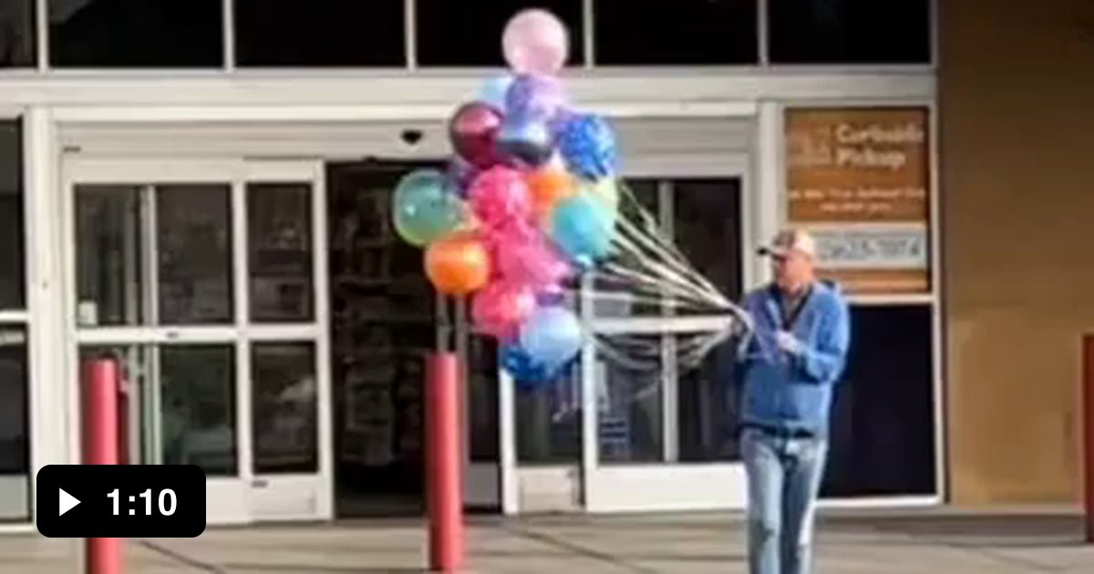 Bad time to buy balloons - 9GAG