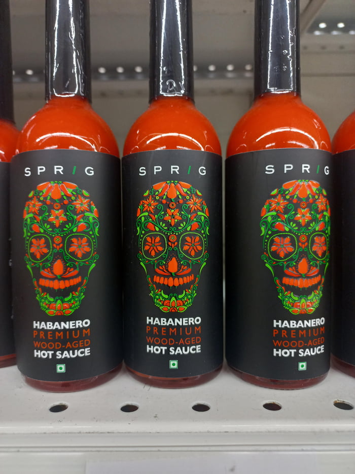 The design of this hot sauce brand - 9GAG