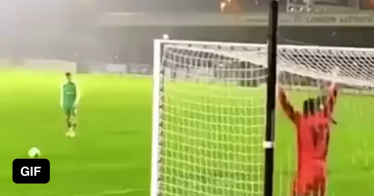 A Penalty Kick - 9GAG