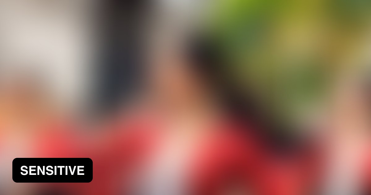 I think she knows - 9GAG