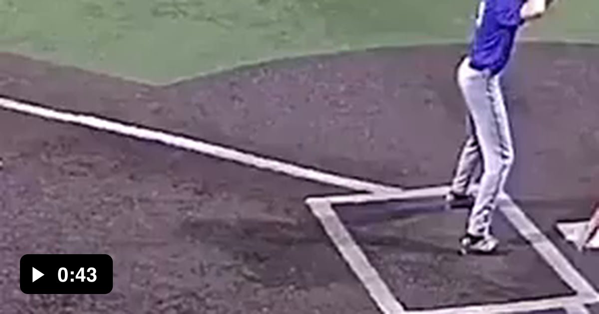 Insane footwork on this player - 9GAG