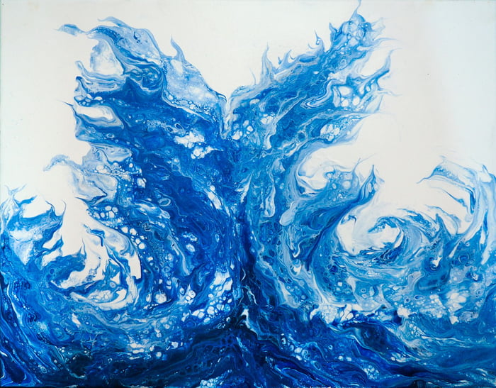 Clashing waves onlinegallery.art/en/marco-pinto-valerio/ - 9GAG