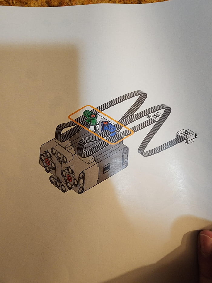 Lego CAT D11 prioritizing cable management - 9GAG