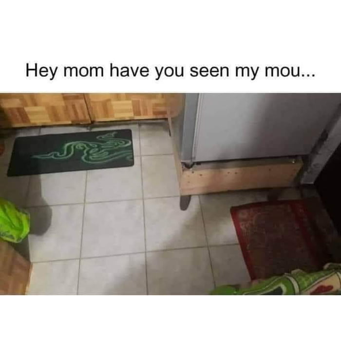 Mouse pad..... - 9GAG