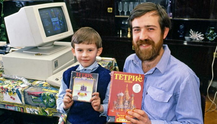 Soviet computer engineer Alexey Pajitnov with his son, 1980s. In 1984 ...