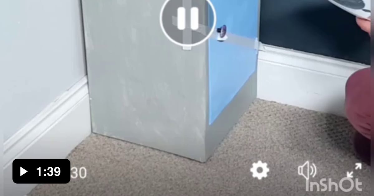 Dude perfectly camouflages his mini fridge. - 9GAG