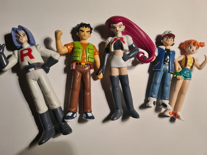 Original 90s Tomy Pokemon set. - 9GAG