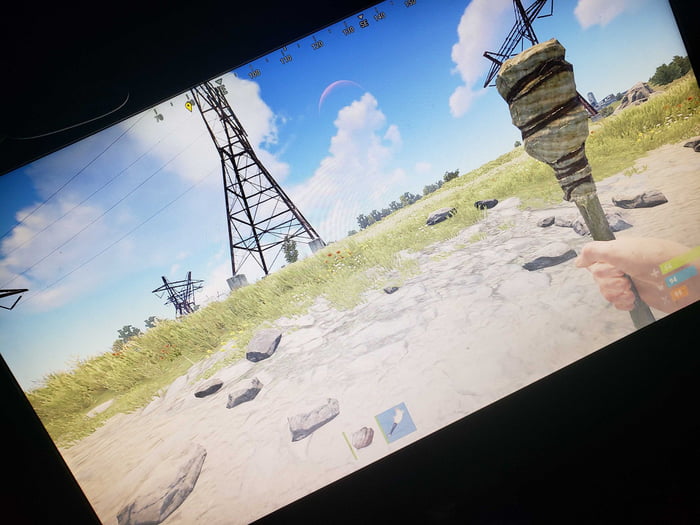 Anybody wants to play rust on asian server with me ? alone is boring ...