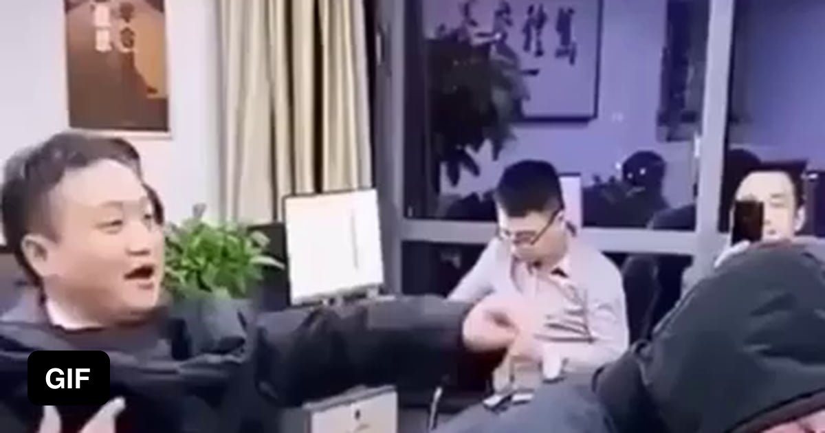 Hahaha ha....gotcha!!! - 9GAG