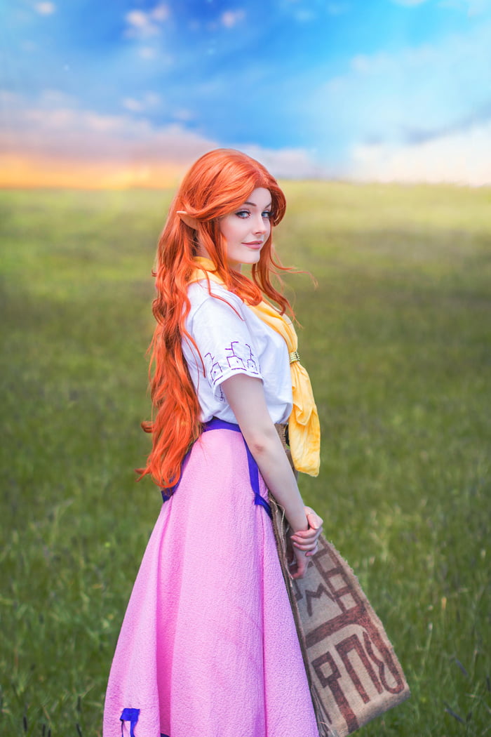 Malon from Legend of Zelda: Ocarina of Time cosplay - 9GAG