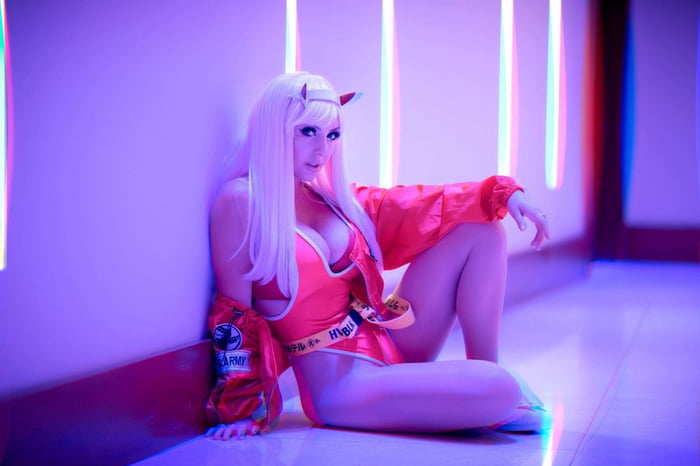 Jessica Nigri as Zero Two - 9GAG