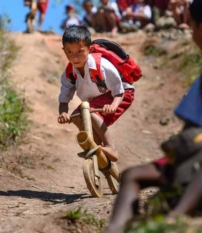 When your family is broke but you have a creative father - 9GAG