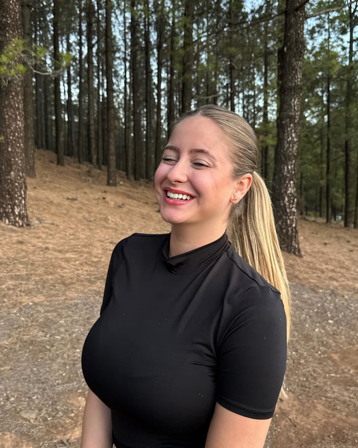 Tight Black Top 9gag