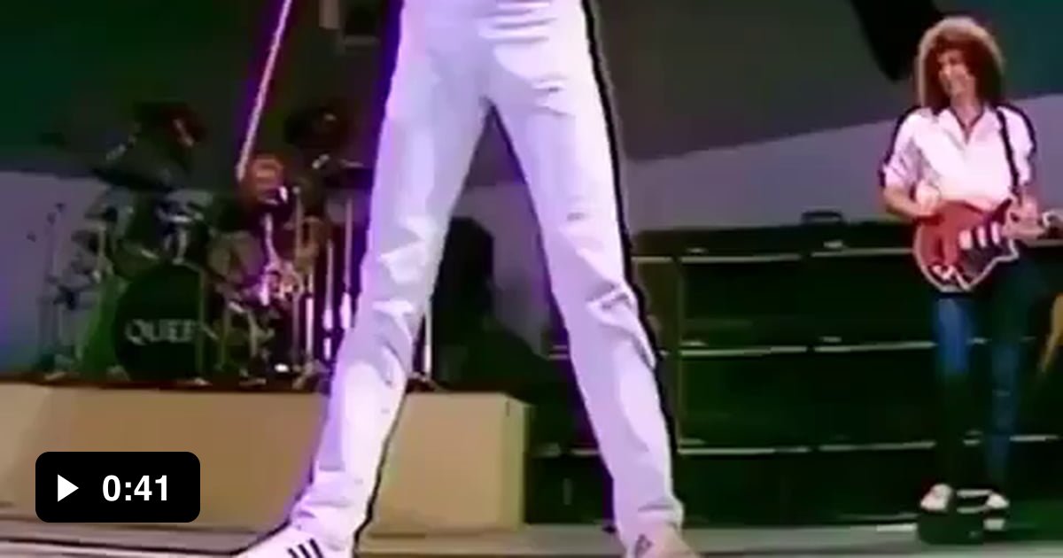 Exactly 40 Years Ago Today: Freddie Mercury and Queen Blew the Roof Off ...