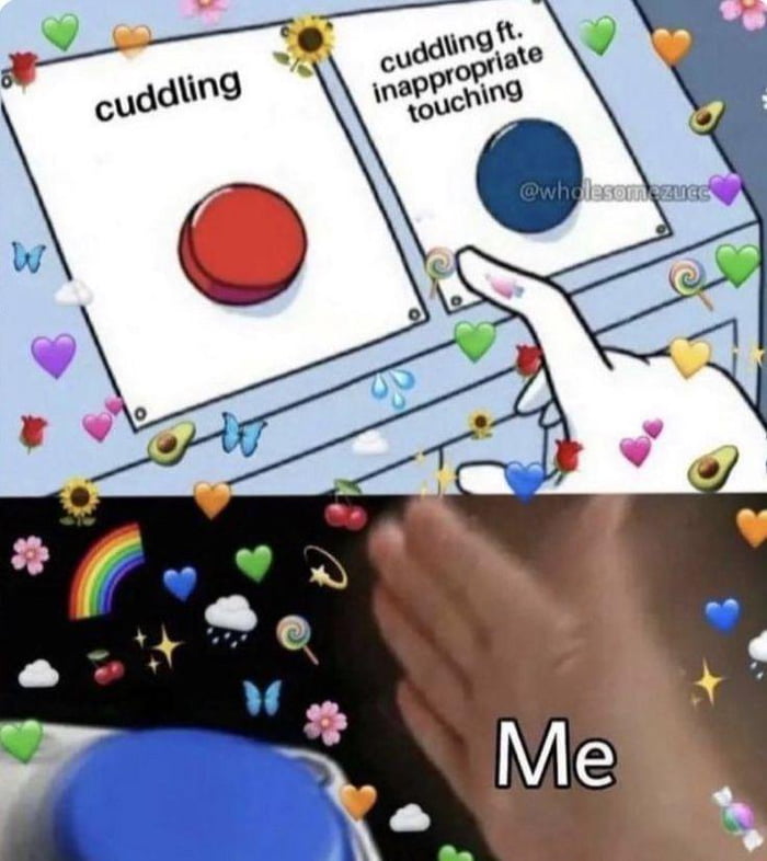 Me slams both buttons - 9GAG