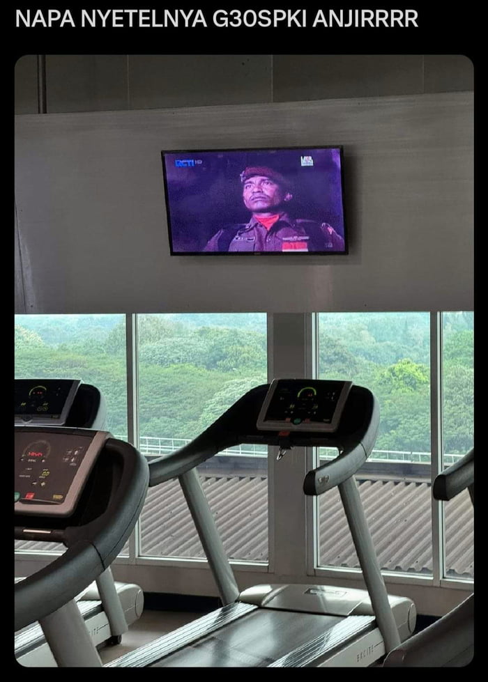 Bapak diminta menghadap treadmill - 9GAG