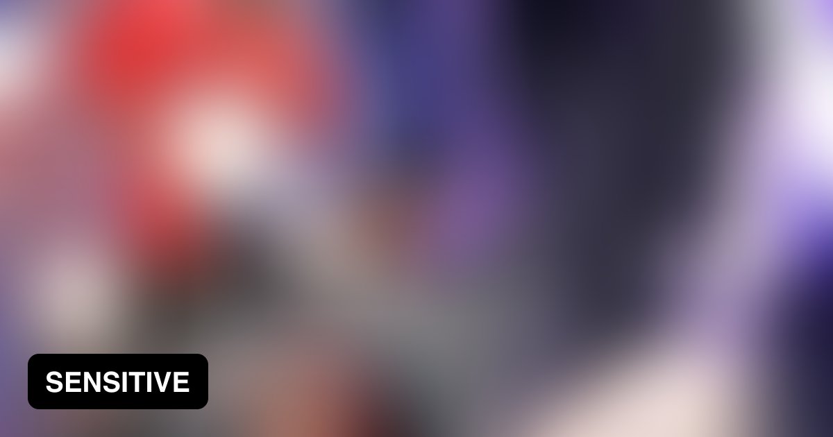 Yinlin Under the Flashlight - 9GAG