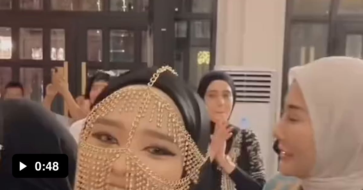 Itu cadar pernh saya liat disitus bokep,pakai cadar percis kayak begini butirannya, pemerannya ...