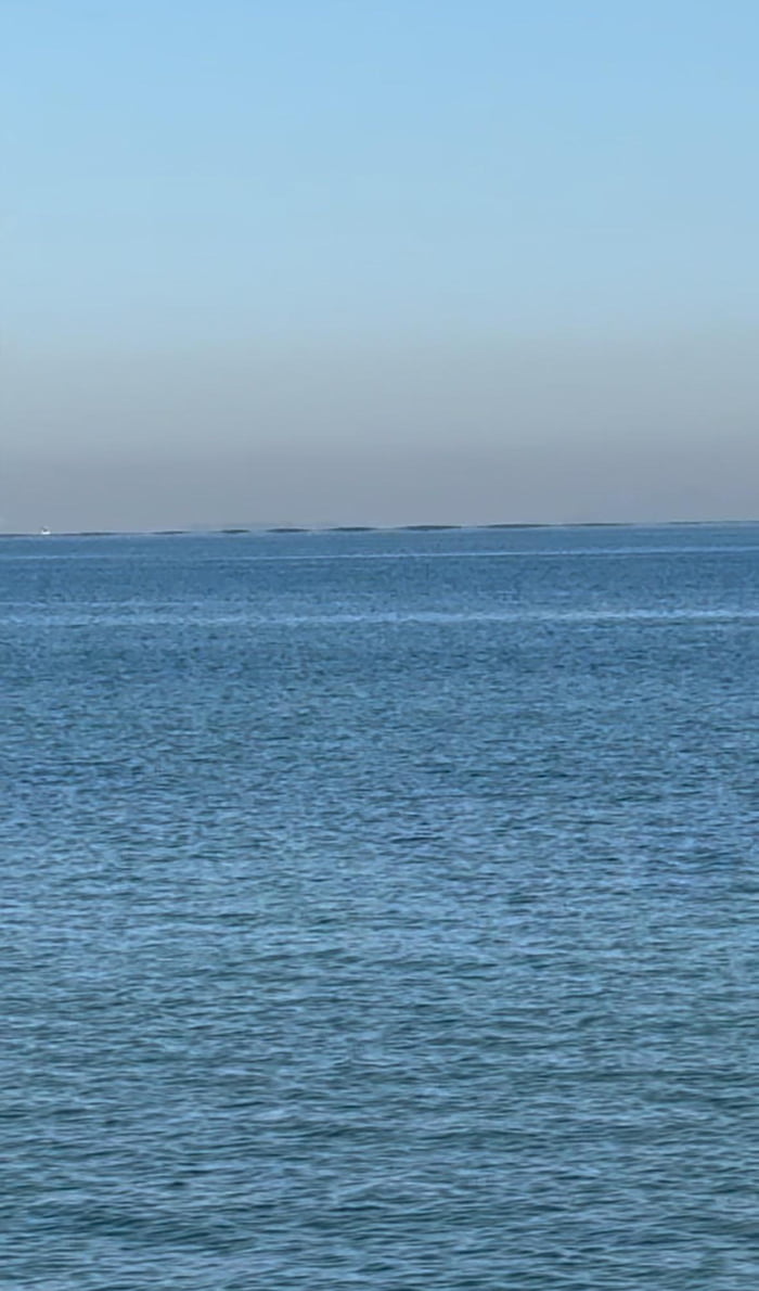 These weird wave things at the beach. - 9GAG