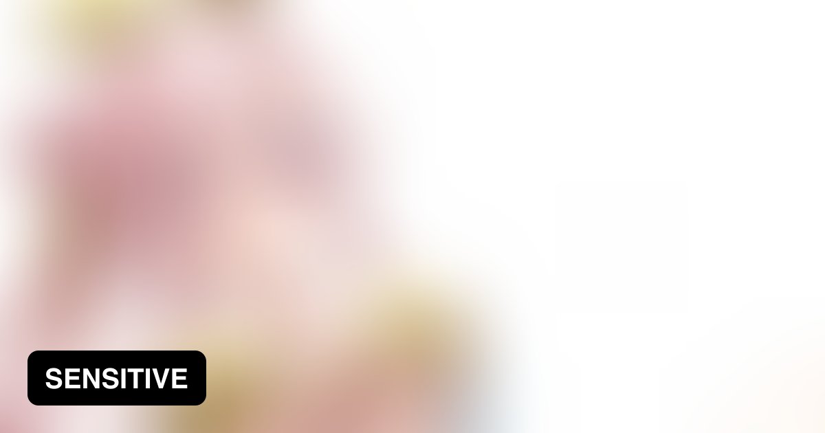 Iofi golden bikini - 9GAG