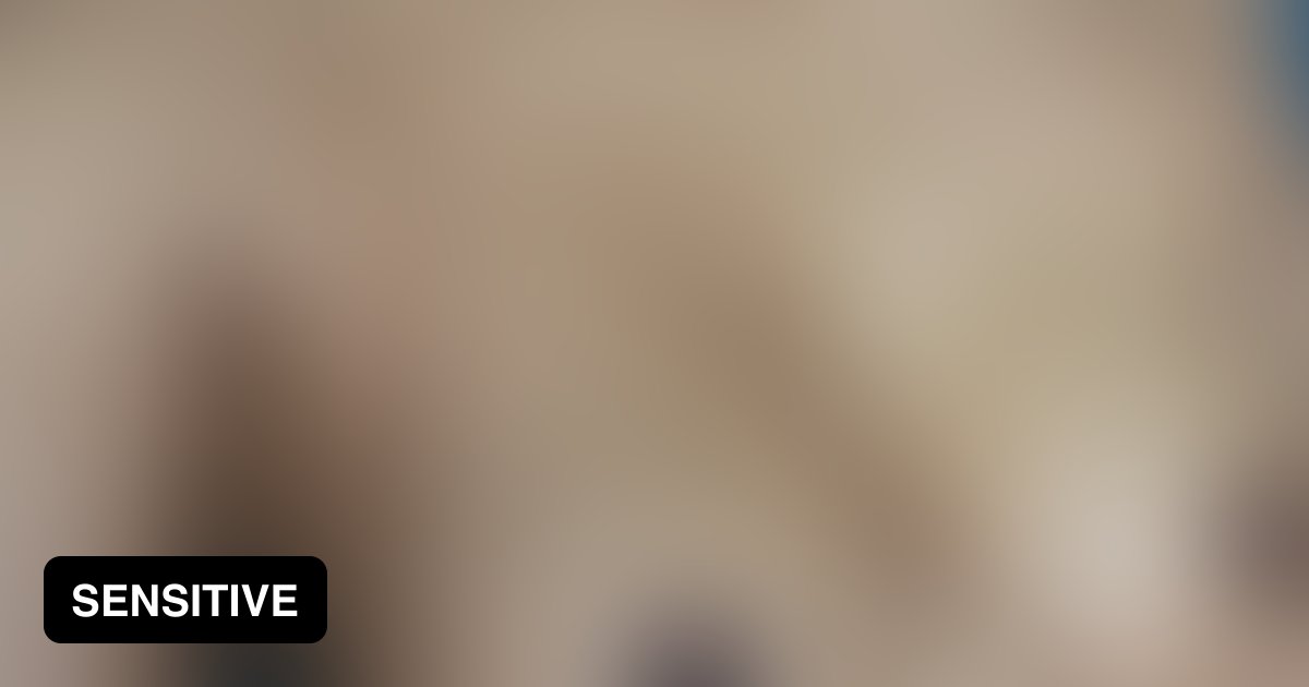 Amazing MILF tits - 9GAG