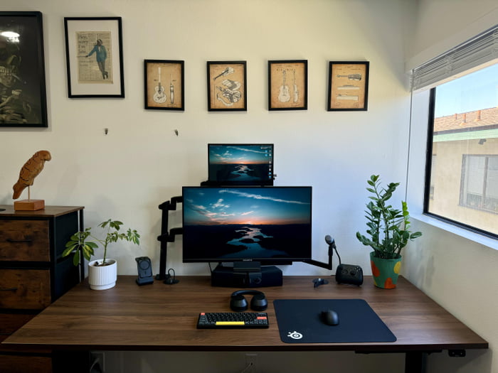 2024 Gaming Setup - 9GAG