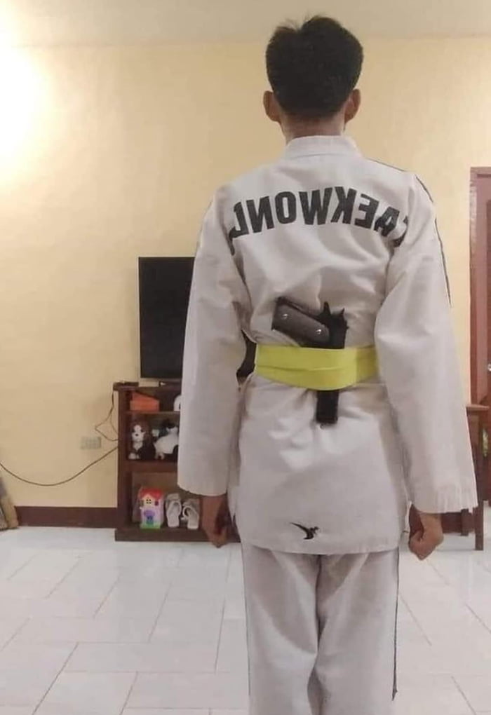 Gun-fu, the art of self defense - 9GAG