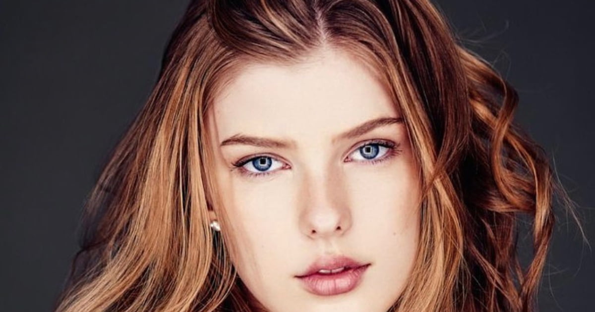 Gabryelle Costner - 9GAG