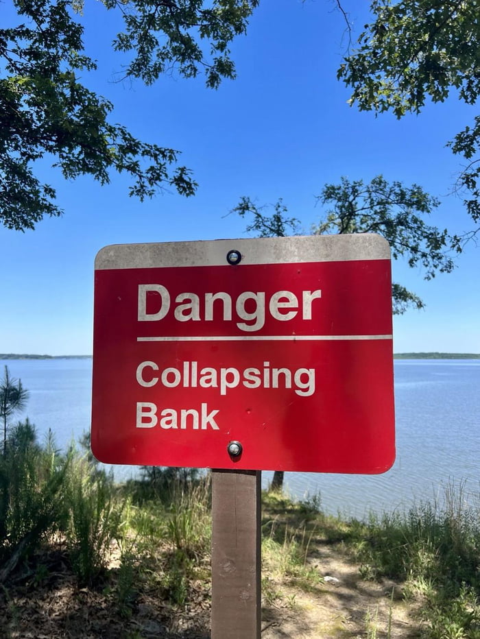 Danger: Collapsing Bank - 9GAG