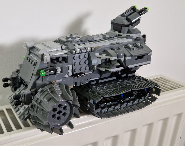 Lego 75311 Marauder - build on - I prefer it with tracks - 9GAG
