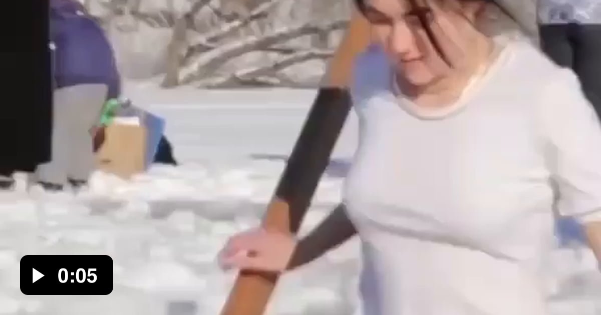 Hot in the ice - 9GAG