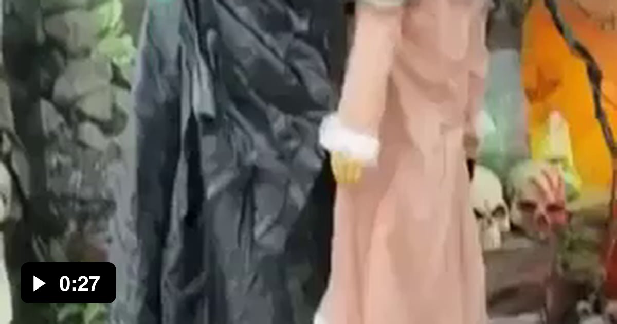 This Halloween decoration steals souls - 9GAG